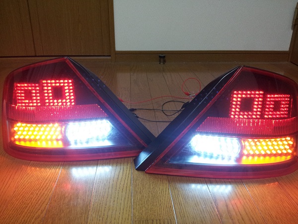 Yahoo!オークション - y34 セドリック/グロリア フルLEDテール 超激光