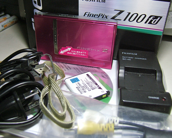 Yahoo!オークション - FinePix Z100 (1211) 付属品付
