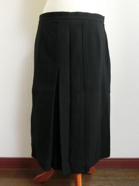 Yahoo!オークション - y259 VINVERT SANYO デザインスカート 黒 毛100...